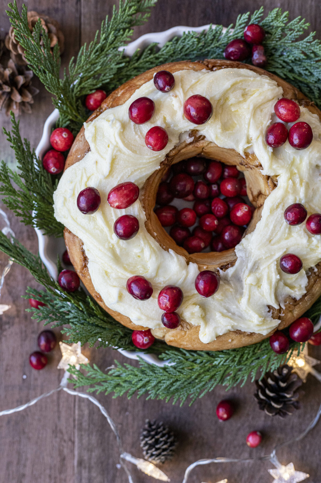 Jóla mjúkir kanilsnúðar með bökuðum eplum og múslí - Linda Ben