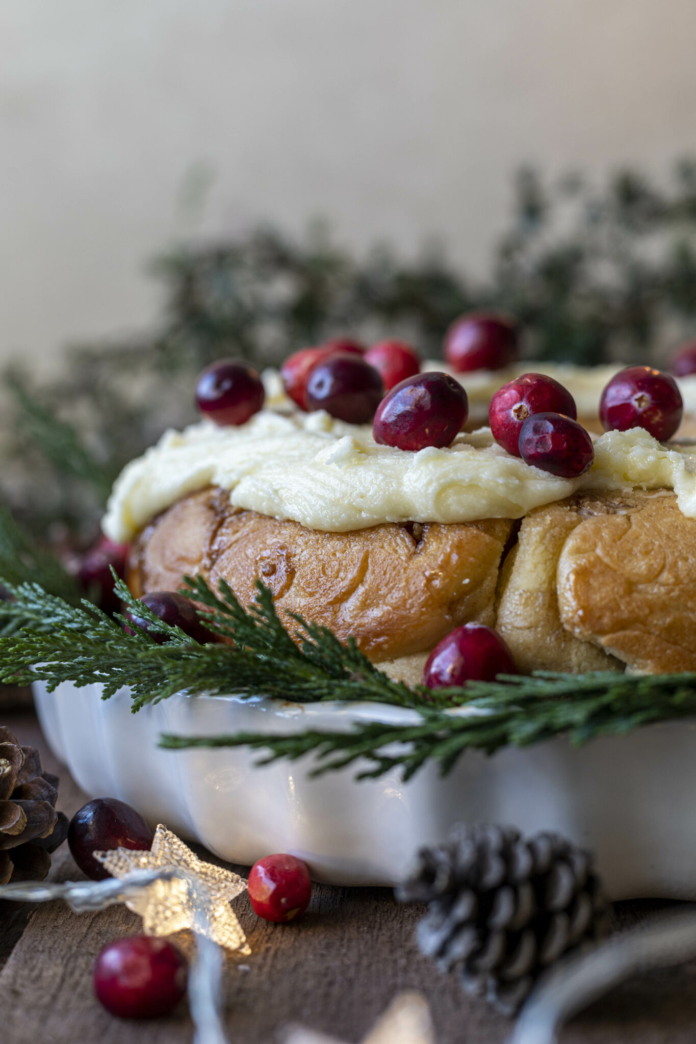 Jóla mjúkir kanilsnúðar með bökuðum eplum og múslí - Linda Ben